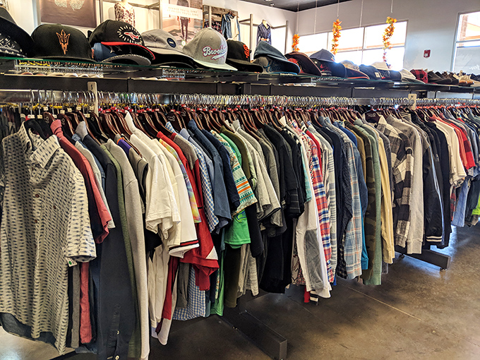 Men's paradise! Where button-downs and tees stand at attention like well-dressed soldiers, ready to transform your wardrobe without emptying your wallet.
