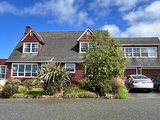 Classic coastal charm without trying too hard&mdash;these cedar-shingled homes whisper "vacation" in a way high-rise hotels never could.