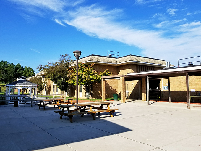 Modern meets meaningful at this community foundation building, where good works happen behind those welcoming windows.
