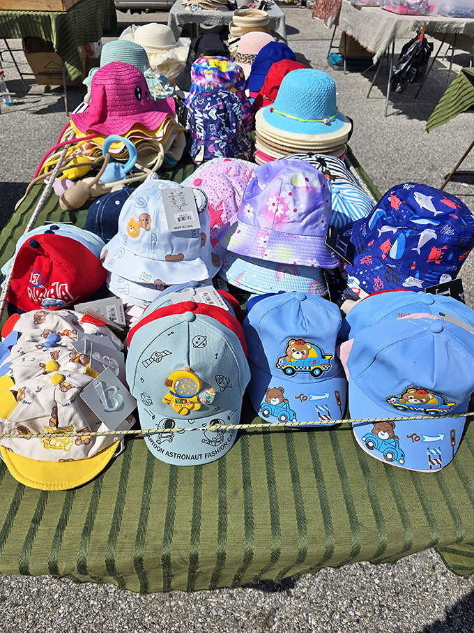 Hat paradise for the little ones! From sun protection to pure style, these caps turn playground adventures into fashion statements.