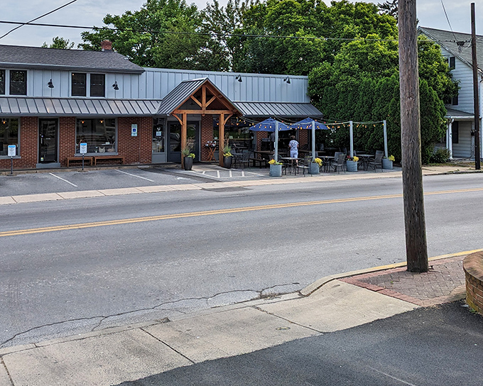 Outdoor dining, small-town style: This cozy café east of Center Square invites you to linger over coffee while watching the gentle rhythm of Strasburg life unfold.