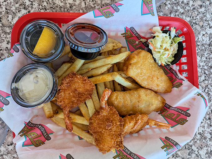 Golden-fried treasures from the sea, served with crispy fries and all the dipping sauces your heart desires. Seafood nirvana, diner-style.