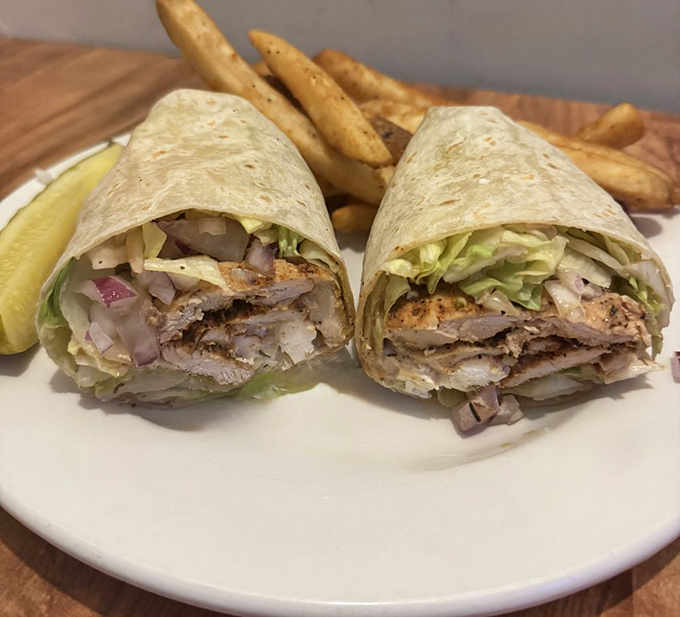 A lunch option so perfectly constructed, it makes you question why more meals don't come in their own edible carrying case.