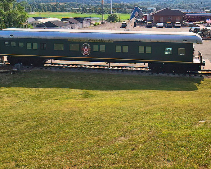 All aboard the Buckeye Express! This retired train car serves burgers instead of passengers, and nobody's complaining about the change.