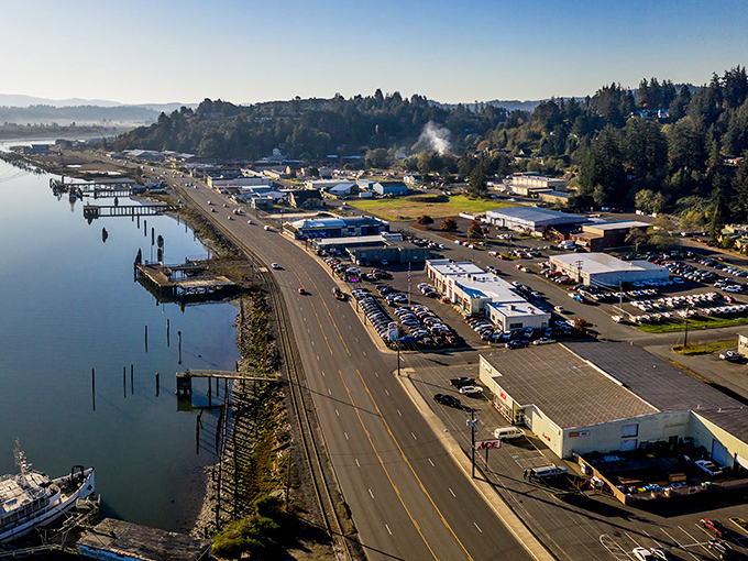 Coos Bay's waterfront proves that retirement and boats go together like fish and chips.