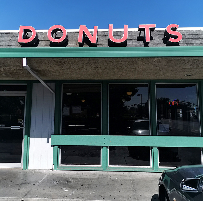Simple green trim frames donut dreams in Chico - proof that great things come in modest packages.