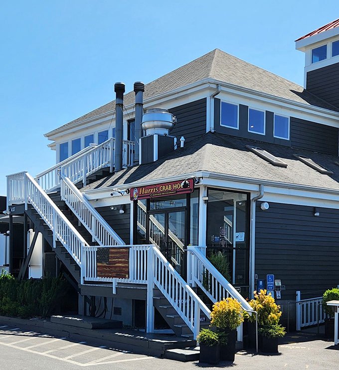 White railings and a classic crabhouse fa&ccedil;ade set the scene for a Maryland tradition that always ends with a pile of shells.