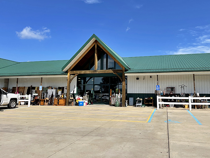 Modern architecture meets old-fashioned treasures in this spacious antique mall design perfectly.