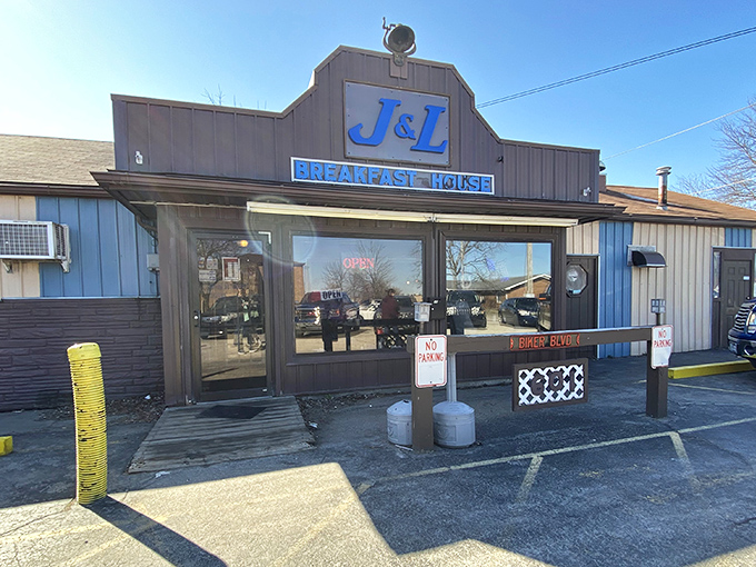 J & L's modest storefront proves that great breakfast doesn't need fancy window dressing.