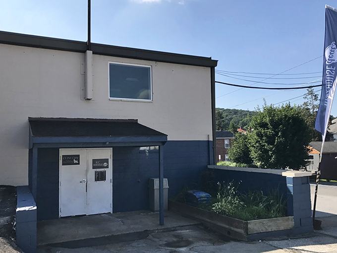 KC Warehouse Deals proves the best things come in plain packages. This unassuming building holds surprises worth the treasure hunt!