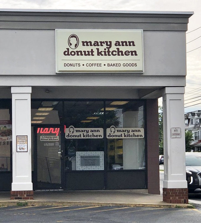 Clean lines and simple elegance prove that sometimes less really is more deliciously satisfying.