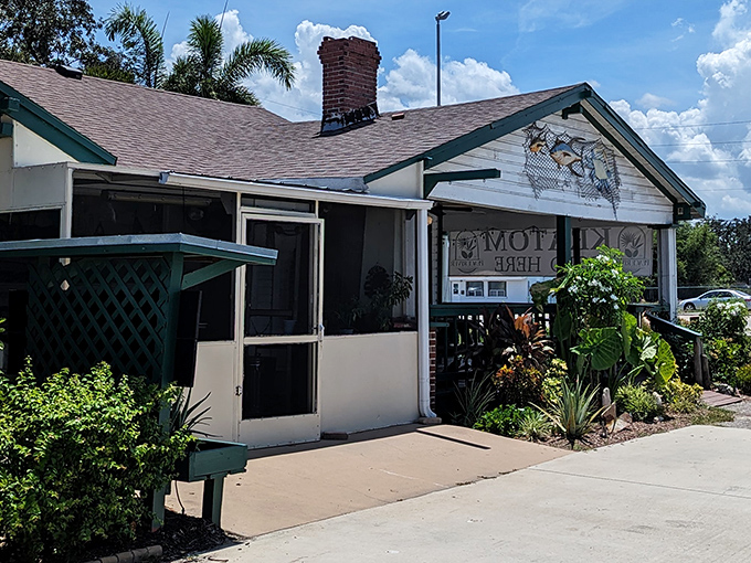 Peace River's homey exterior promises the kind of seafood that makes you want to hug the chef and steal their recipes.