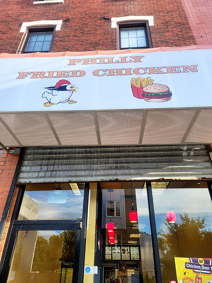 Philly Fried Chicken's no-nonsense storefront tells you exactly what you're getting&mdash;straightforward, delicious halal chicken without the frills.