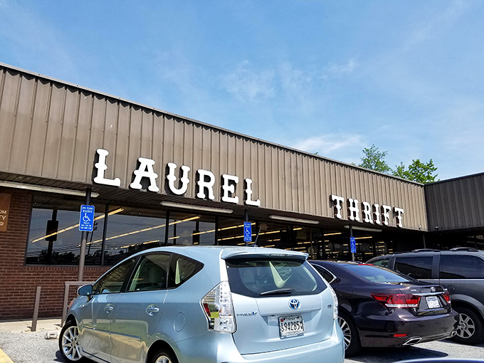 Prime Thrift Laurel's weathered exterior tells stories of countless treasure hunters who've struck gold here.