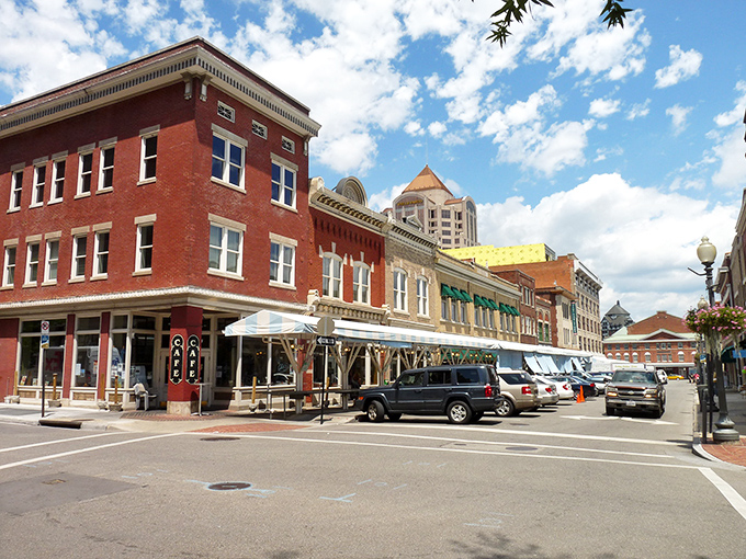 Roanoke's downtown energy buzzes with the kind of excitement that makes every corner worth exploring.