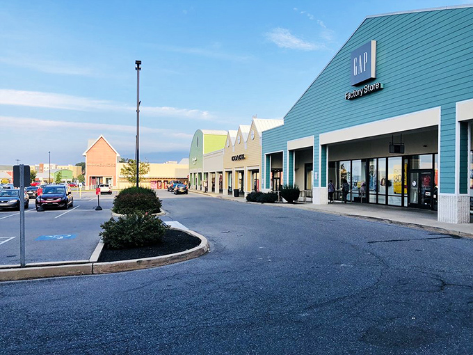 Gap's turquoise facade pops against Pennsylvania's blue sky. Like a tropical oasis in a desert of full retail prices.