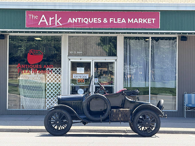 Vintage dreams come true! The Ark's classic car greeting sets the perfect tone for the carefully curated collection of yesteryear's finest inside.