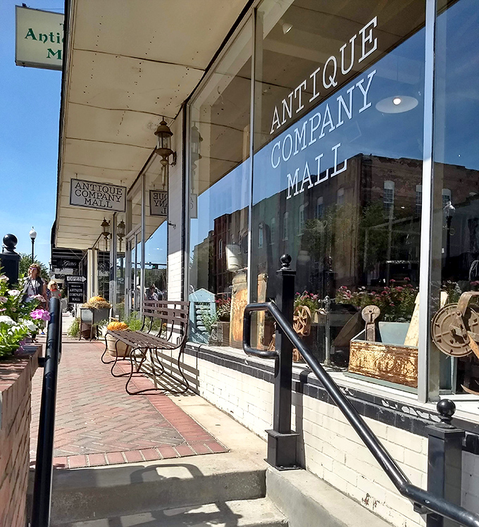 Historic downtown provides the ideal backdrop for serious antiquing with that authentic small-town shopping experience.