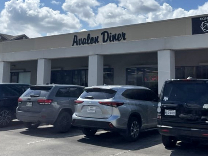 No fancy frills needed &ndash; Avalon Diner lets its legendary comfort food do all the talking.