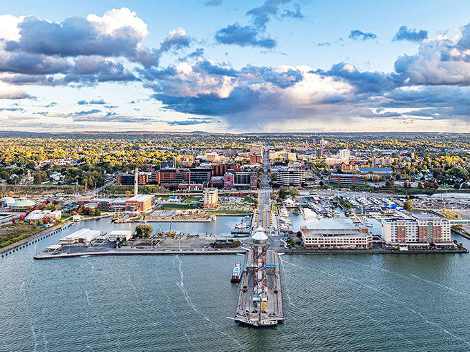 Lake Erie provides Pennsylvania with its own Great Lakes magic, complete with lighthouse and harbor charm.