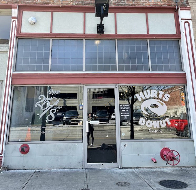 The downtown Hurts location has the unassuming charm of a place that knows its donuts speak for themselves.