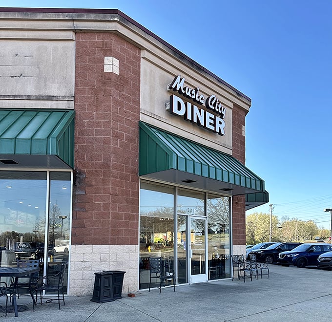 Clean lines and classic tastes! This brick-faced eatery proves good diners don't need to be stuck in the past.