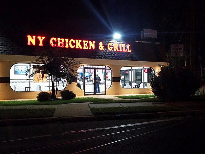 Modern, clean lines and chicken that doesn't need fancy surroundings to impress. NY Chicken & Grill lets the food do the talking.
