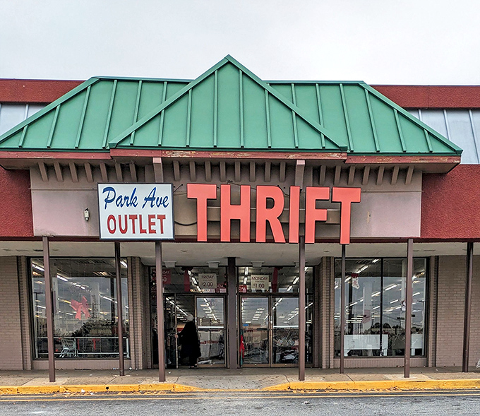 That distinctive green roof makes this treasure hunter's paradise easy to spot from blocks away.