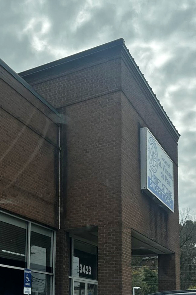 This unassuming corner of Pittsburgh holds more vintage treasures than most antique roadshows&mdash;and at better prices!