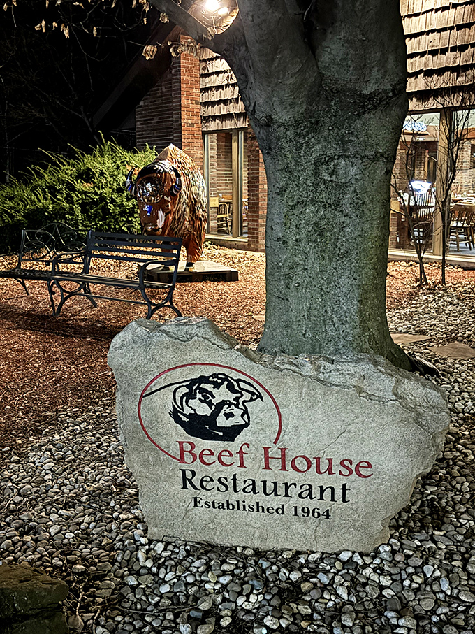 Entertainment and exceptional steaks share the spotlight at this beloved Covington institution.