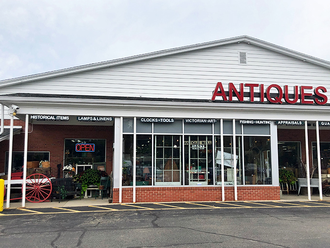 Modern presentation meets vintage charm in this shopper's paradise that never disappoints the curious.