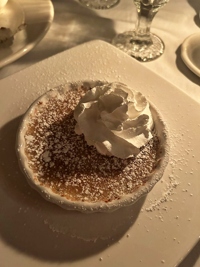 This cr&egrave;me br&ucirc;l&eacute;e doesn't just have a perfect crack&mdash;it's got the kind of golden crust that would make Paul Hollywood weep with joy.