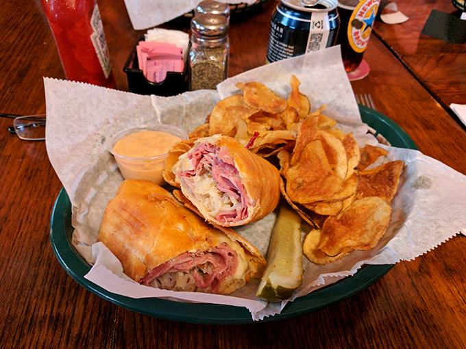 Someone had the brilliant idea to deep-fry a Reuben sandwich, and we should all send them a thank-you note. Crispy exterior, melty interior&mdash;pure genius.
