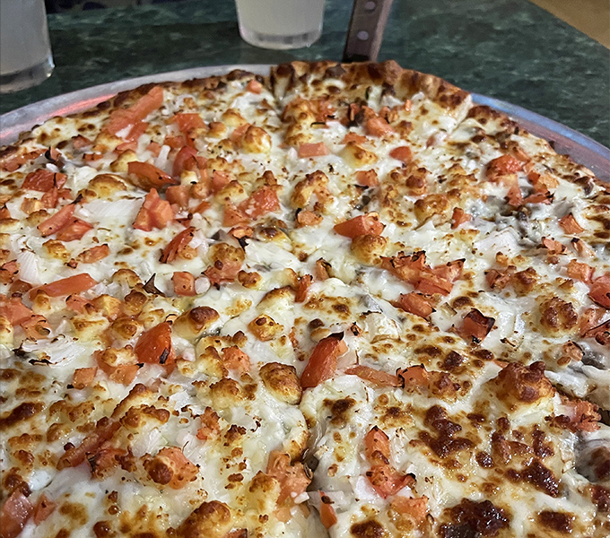 This pizza doesn't need a passport to deliver international flavor &ndash; the gyro-inspired creation proves Ohio knows a thing or two about culinary fusion.