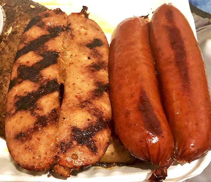 Hot links with that perfect snap and a chicken breast with grill marks so photogenic they deserve their own Instagram account.