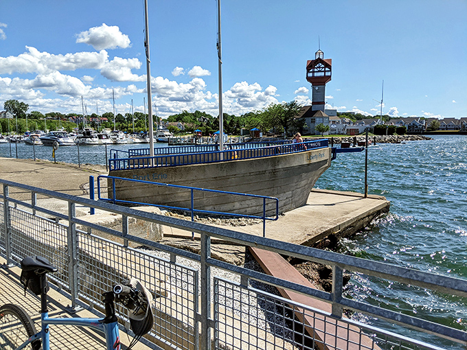 Liberty Park's marina offers a front-row seat to Erie's nautical charm. Nothing says "I'm living my best retirement" like watching sailboats from your backyard. 