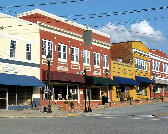 Strolling down Main Street feels like walking through a perfectly preserved time capsule, complete with vintage lampposts.