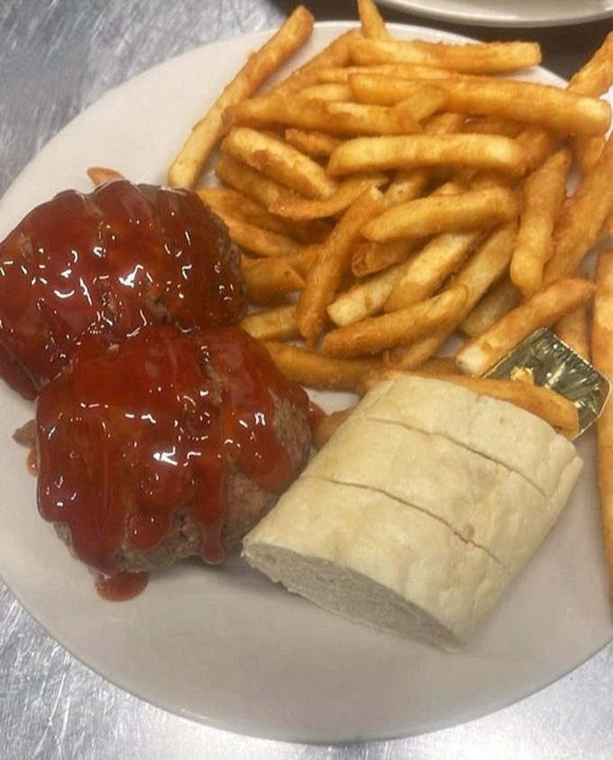 Meatloaf and gravy that doesn't just hit the spot&mdash;it finds the spot, buys it dinner, and proposes marriage. 