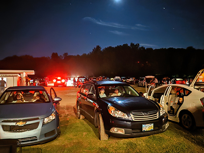 The intermission slide glows with retro advertising charm, reminding us when "ice cold" was the ultimate selling point.