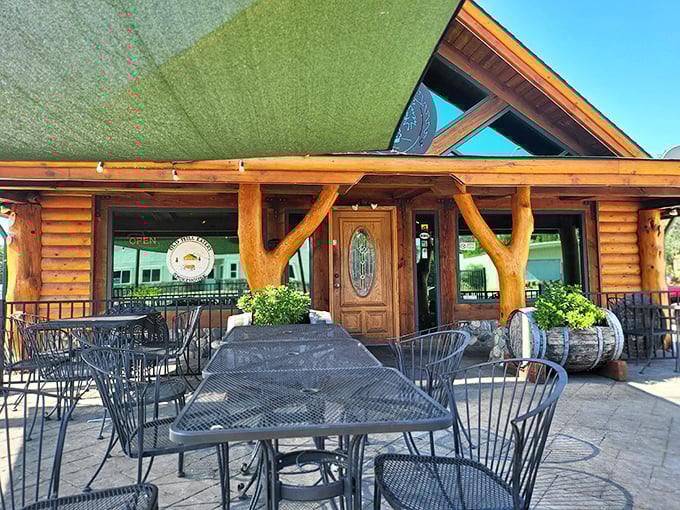 That log cabin charm isn't trying too hard &ndash; it's exactly what a lakeside eatery should look like.