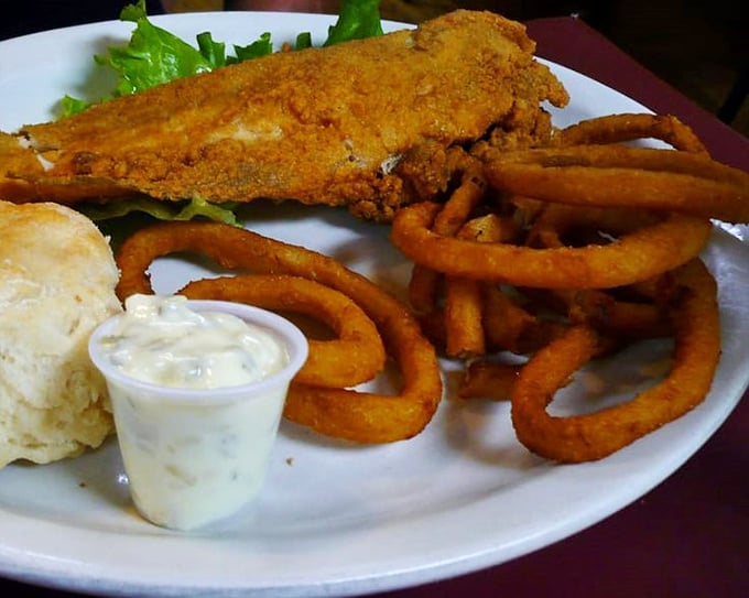 Crispy onion rings and perfectly fried fish prove that sometimes the humblest dishes, when executed with care, can outshine the fanciest restaurant offerings.