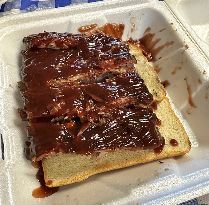 The rib sandwich represents the beautiful marriage of slow-smoked meat and simple white bread &ndash; a combination that needs no fancy explanation.