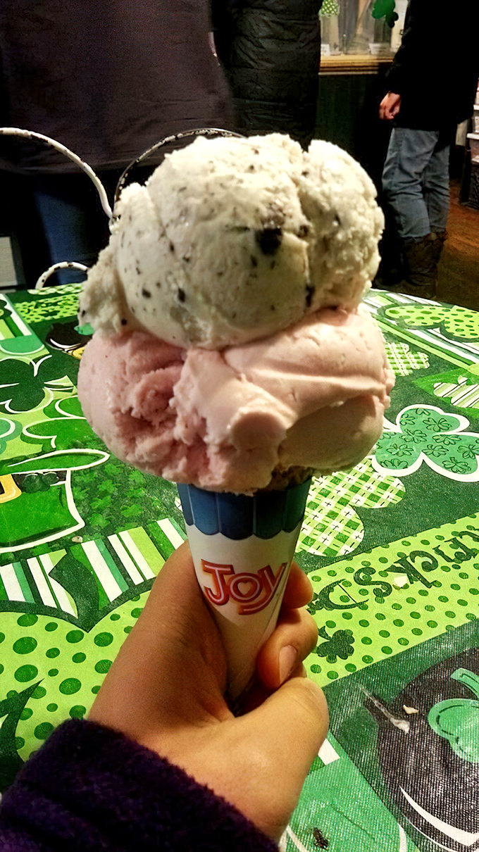 Two scoops that complement each other like an old married couple&mdash;one bringing sweetness, the other adding depth and complexity.