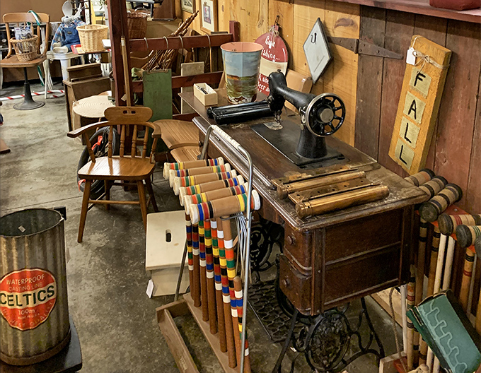 This isn't just a sewing machine&mdash;it's a time machine. Singer's craftsmanship from a bygone era when things were built to outlast their owners.