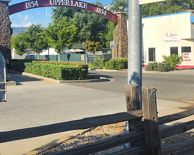 Another view of the welcoming arch &ndash; Upper Lake's equivalent of a friendly wave, just more permanent and less likely to get tired.