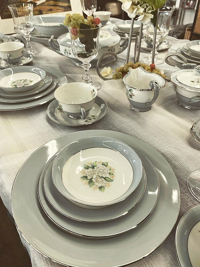 Fine china that's seen more interesting dinner conversations than most therapists. Just imagine the stories these plates could tell!