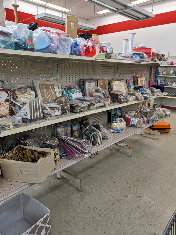 Home goods wrapped and ready—because someone else's "I don't need this anymore" is your "I've been looking everywhere for this!"