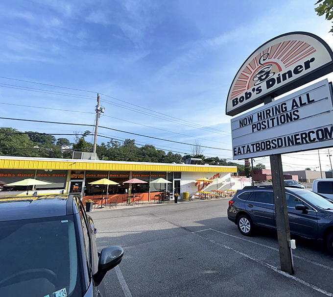The sign promises good things to come &ndash; like that feeling when you spot an oasis after wandering the desert of chain restaurants.