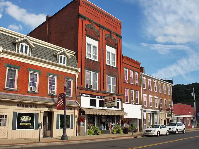 These brick facades have seen horse-drawn carriages, Model Ts, and now hybrid SUVs. Some things change in Lisbon, but the warm welcome never does.