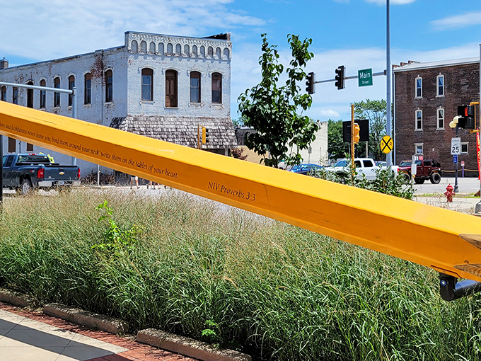 That's one pencil that could write your memoirs in a single stroke &ndash; if you could lift it.